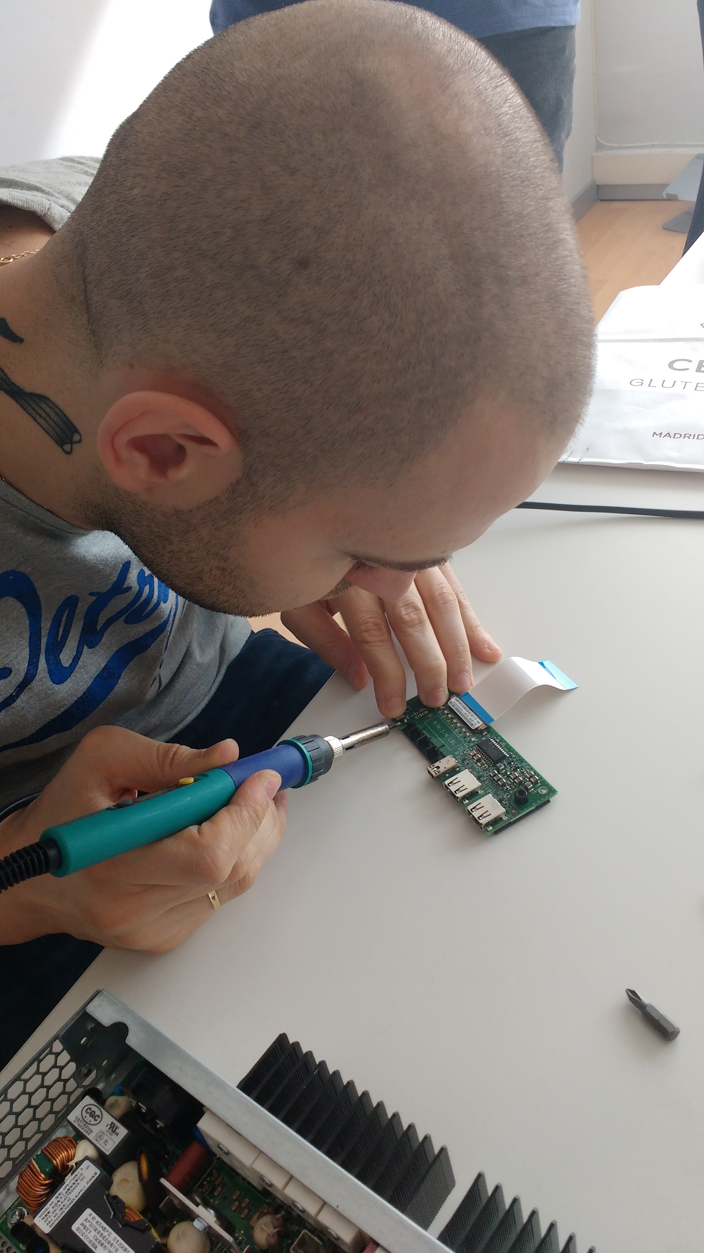 Solved: SW Catalyst 2960 mode button does not interrupt boot process ...