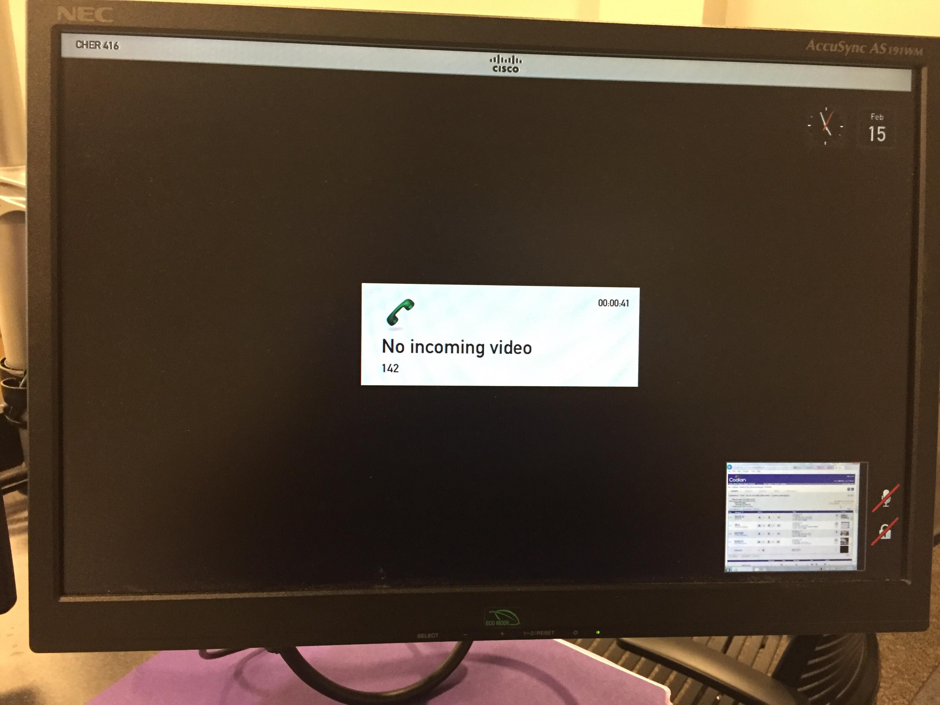 Computer screen shows up on PIP instead of main screen. - Cisco Community
